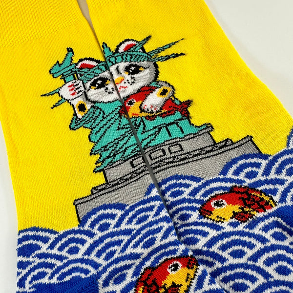Cat Statue of Liberty Socks from the Sock Panda (Adult Small - Shoe ...